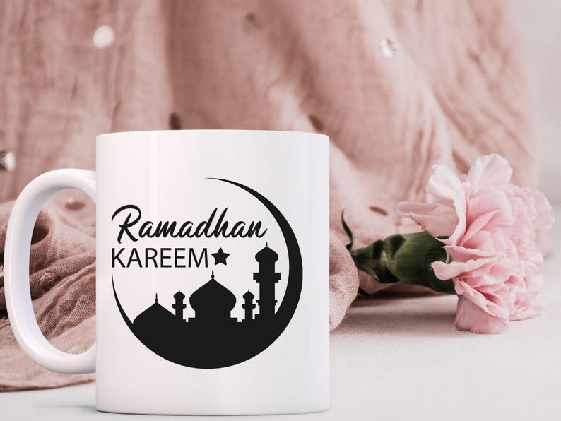Ramadan Kareem SVG Bundle — Islamic SVG Cut Files for Cards & Crafts ...